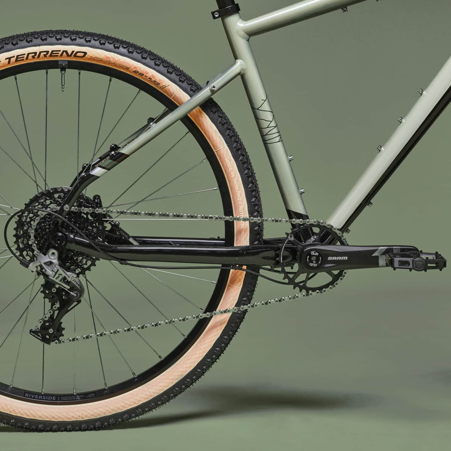 Test du vélo de voyage Riverside Touring 920 Decathlon