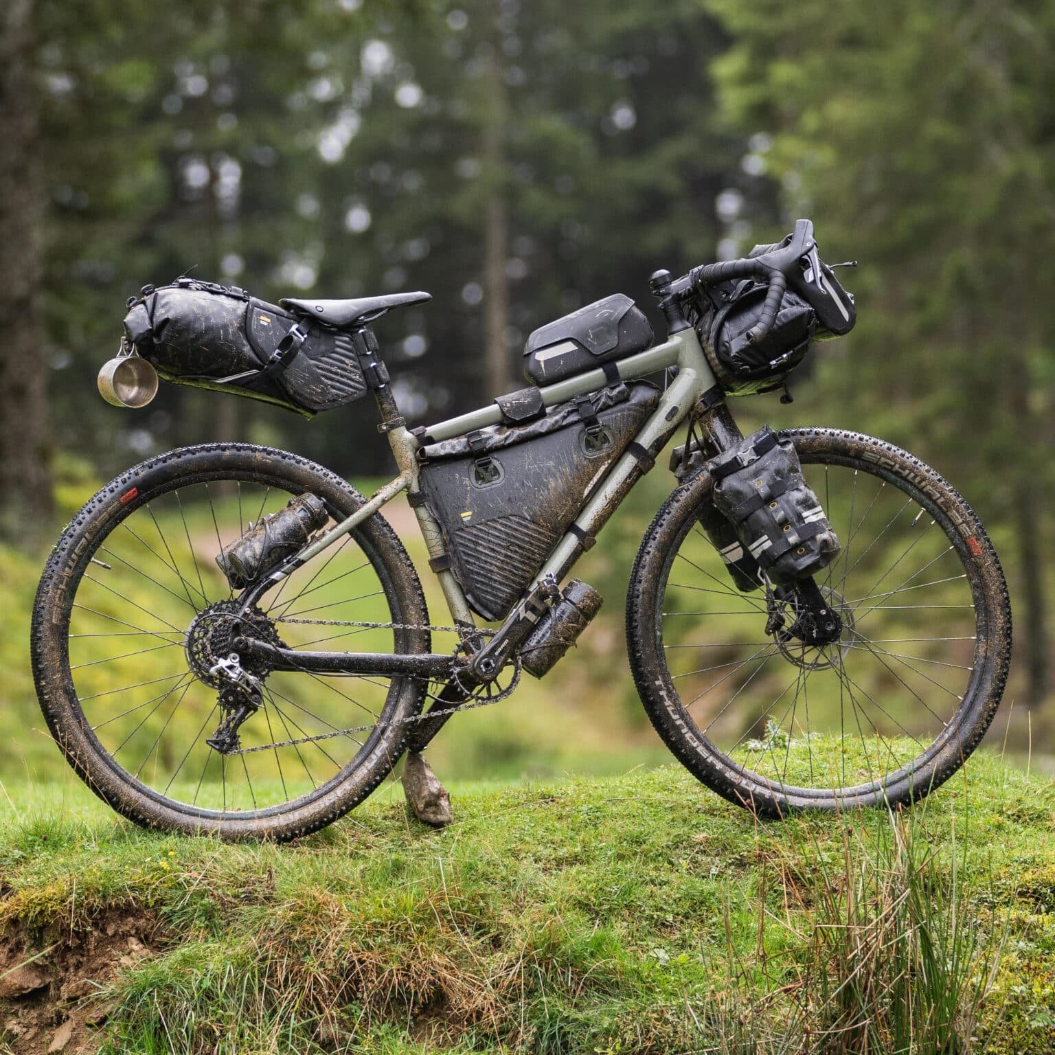 Test du vélo de voyage Riverside Touring 920 Decathlon