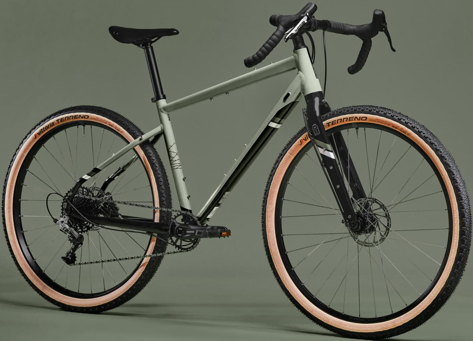 Test du vélo de voyage Riverside Touring 920 Decathlon