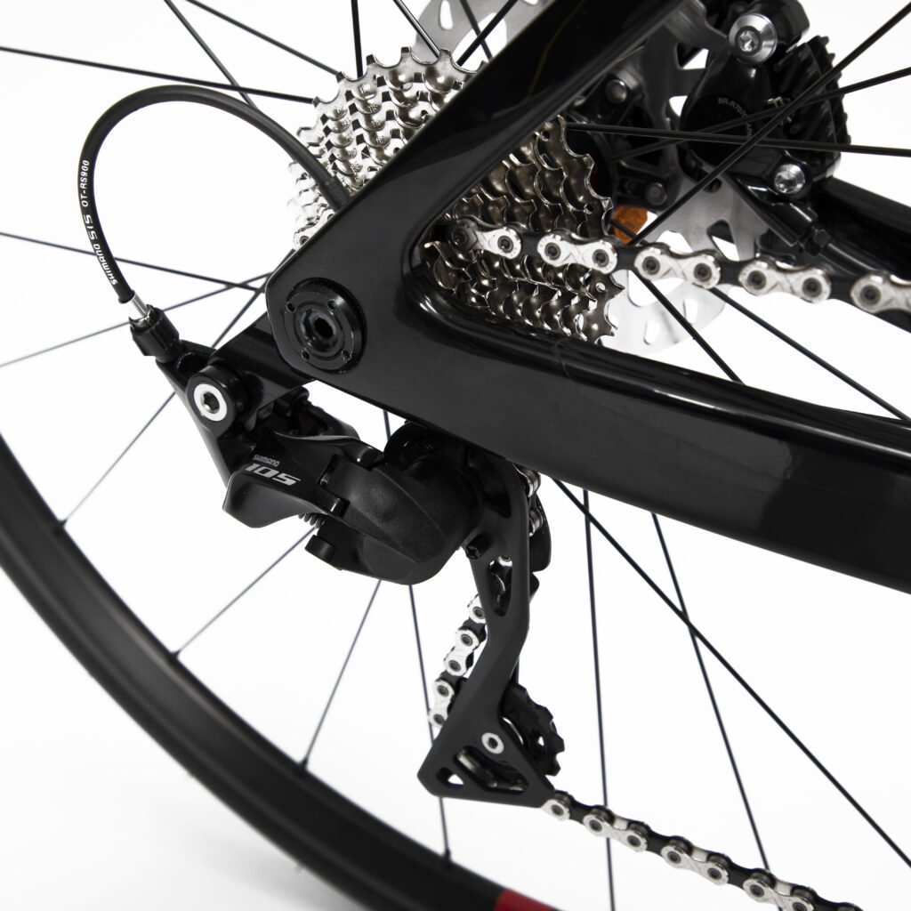 Test & Avis du vélo de route Van Rysel EDR CF 105 Disc